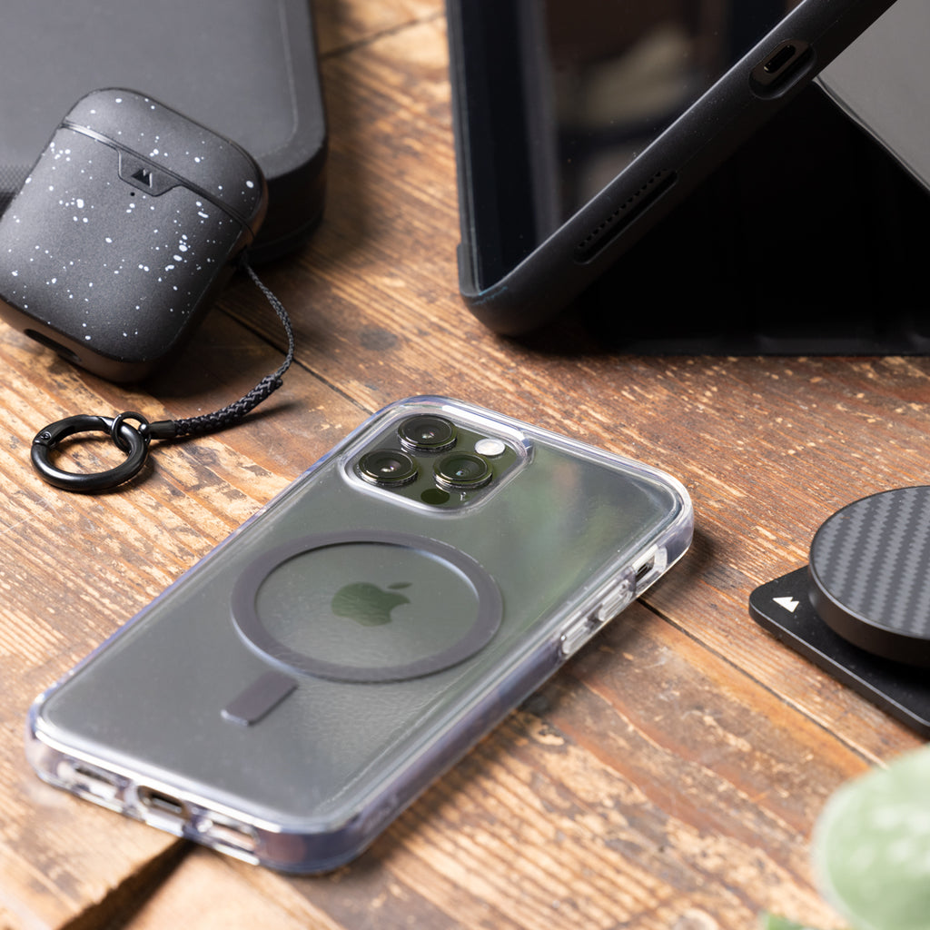 Mous | The Ultimate Desk Set-Up with Mous